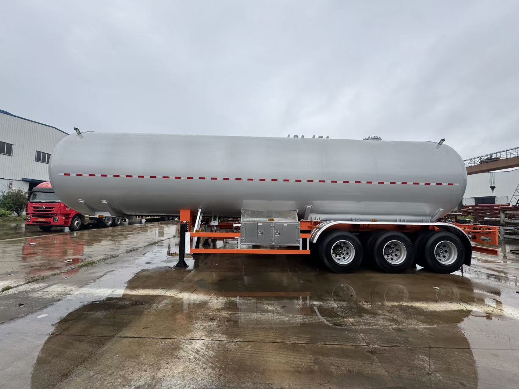 56 Cubic Meter LPG Tanker Semi-Trailer - ZW GROUP Vehicle